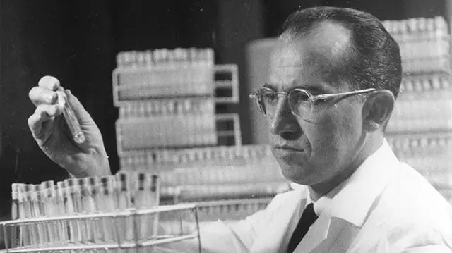 26 Mart 1953: Jonas Salk Çocuk Felci Aşısını Açıkladı