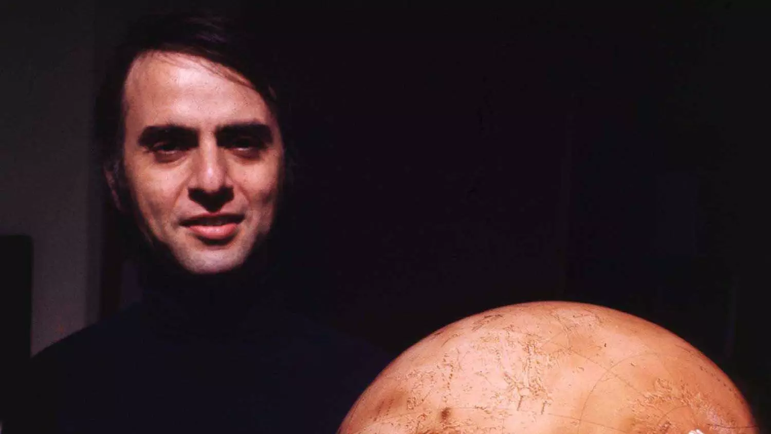 12 Fatti fuori dal mondo su Carl Sagan