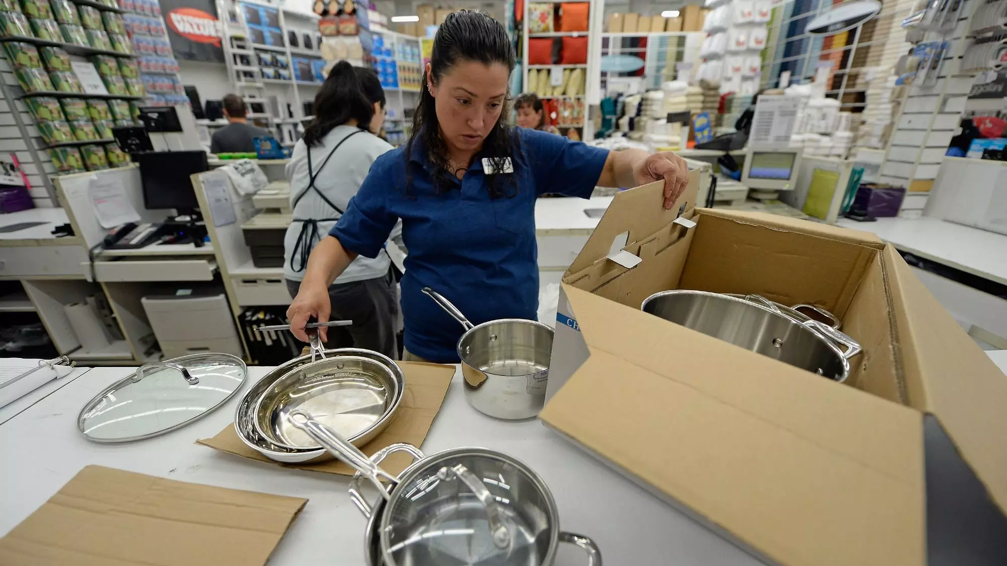 12 Secrets of Bed Bath & Beyond Employees