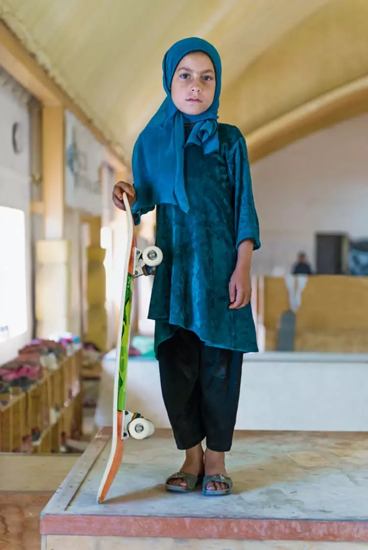 ພົບກັບເດັກຍິງ Skate ຂອງ Kabul 14384_2