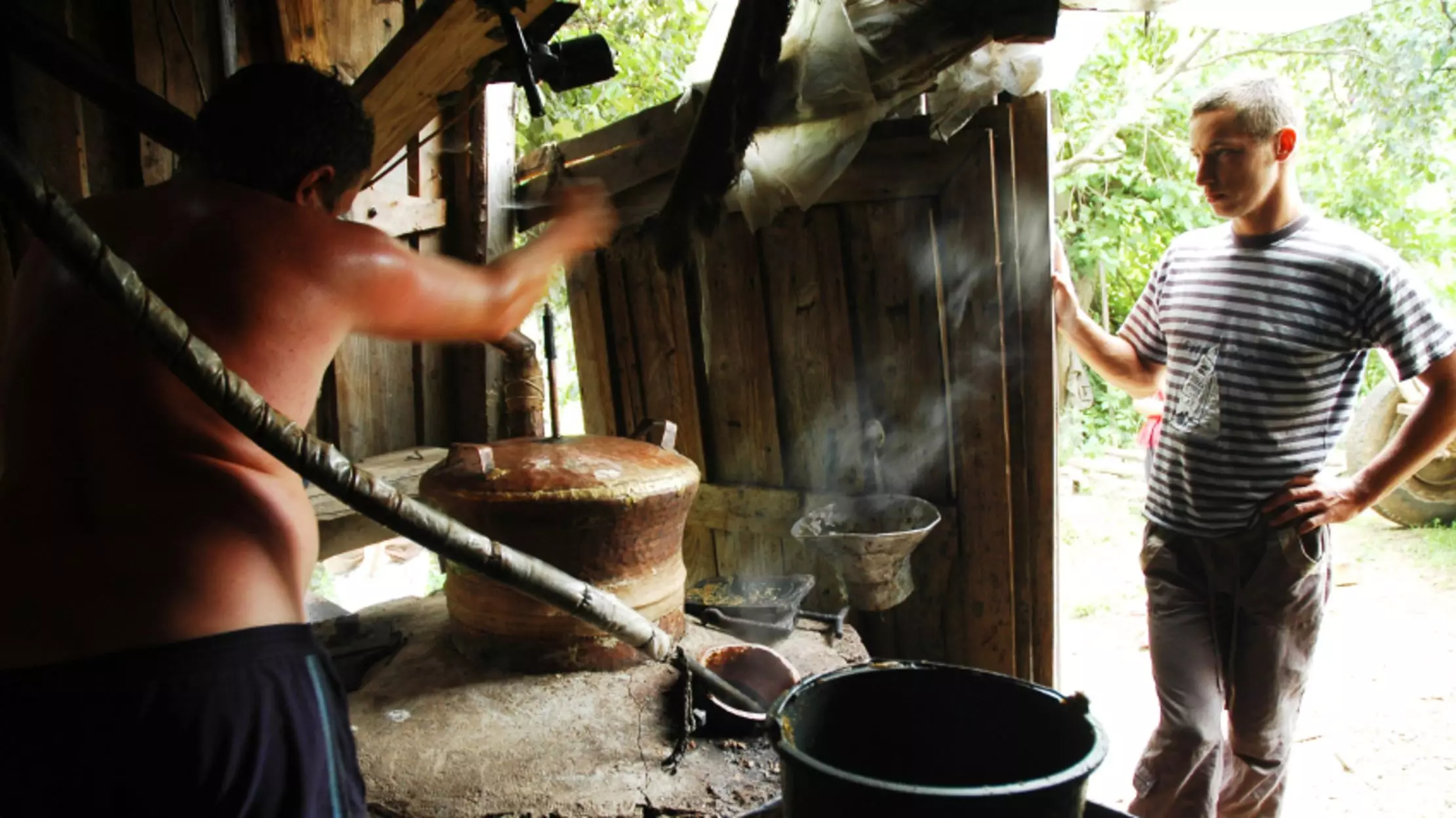 Usa ka Mubo nga Kasaysayan sa Moonshine