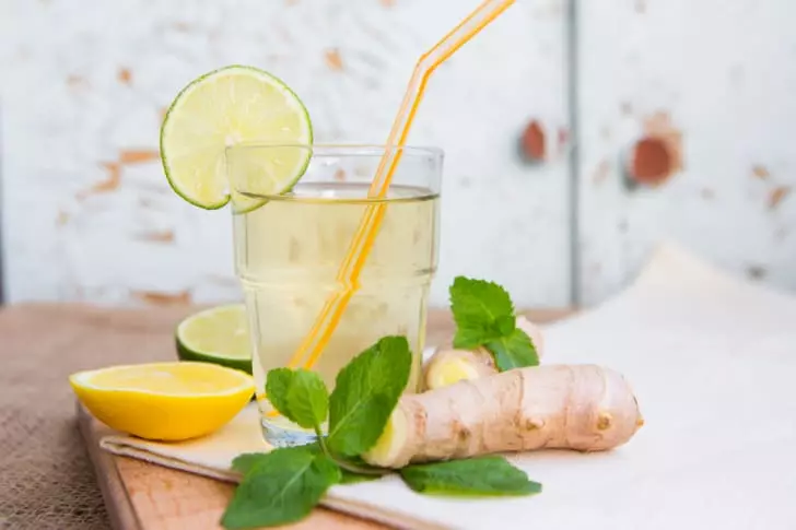 12 ingredientų, kuriuos norėsite pridėti prie kito limonado 1701_1