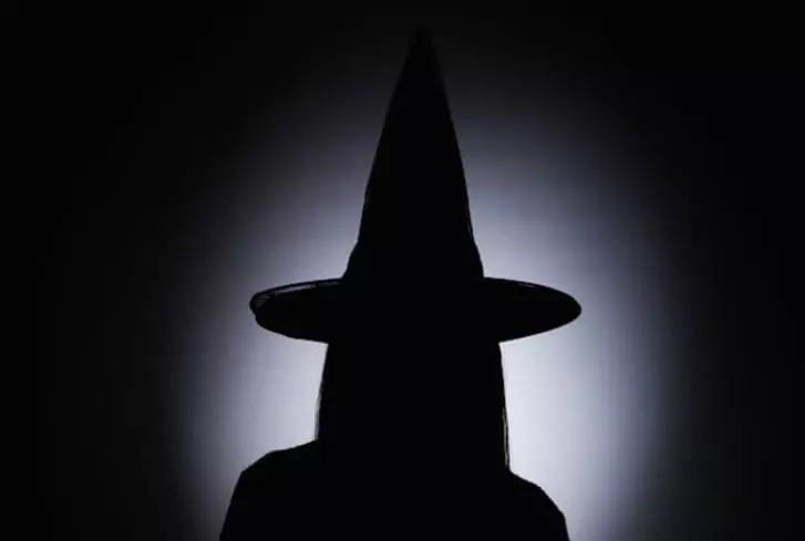 Usa ka Mubo nga Kasaysayan sa mga Witches sa America 1781_3