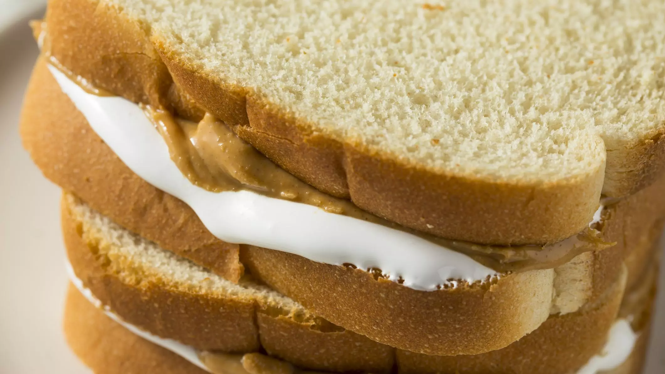 Sandwich Fluffernutter: una storia appiccicosa