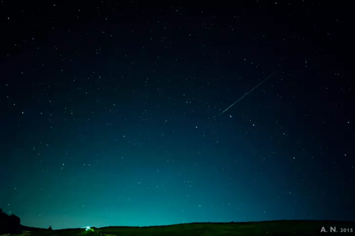 13 Prachtige ôfbyldings fan 'e Perseid Meteor Show 19289_3