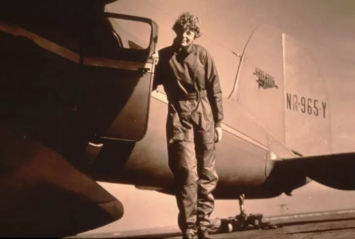 Mga Kamatuoran sa Pilot ni Amelia Earhart 1944_3