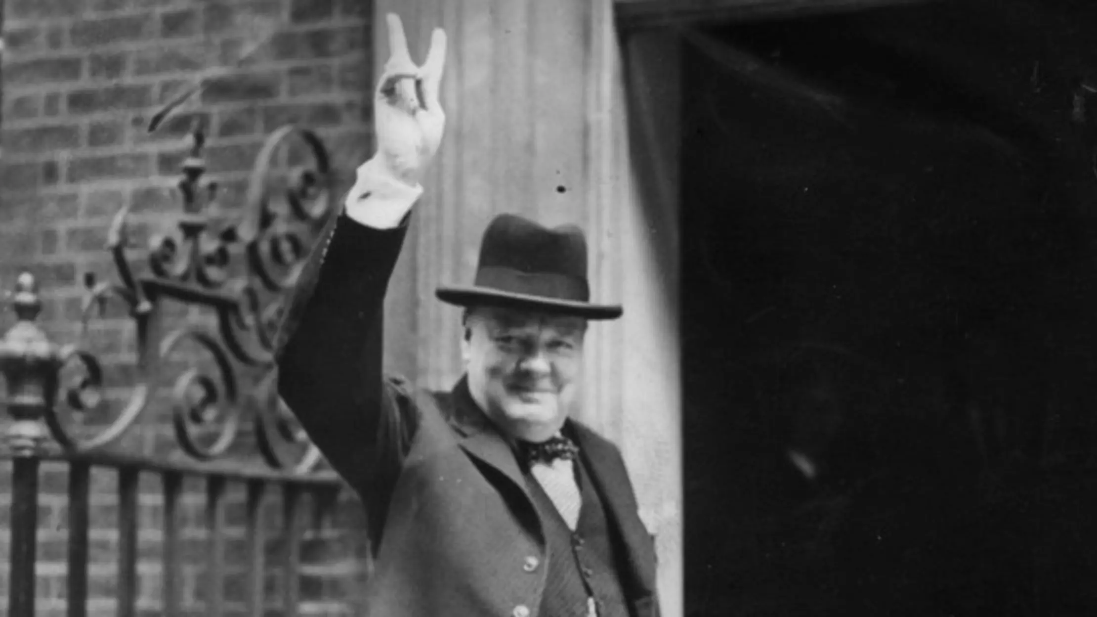 5 Saachen déi Dir net iwwer Winston Churchill wousst