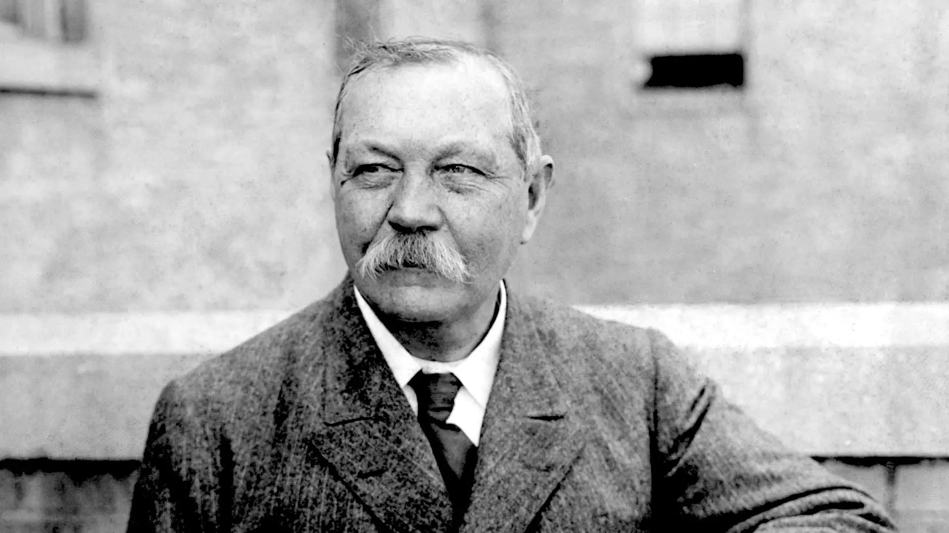 11 põnevat fakti Arthur Conan Doyle'i kohta