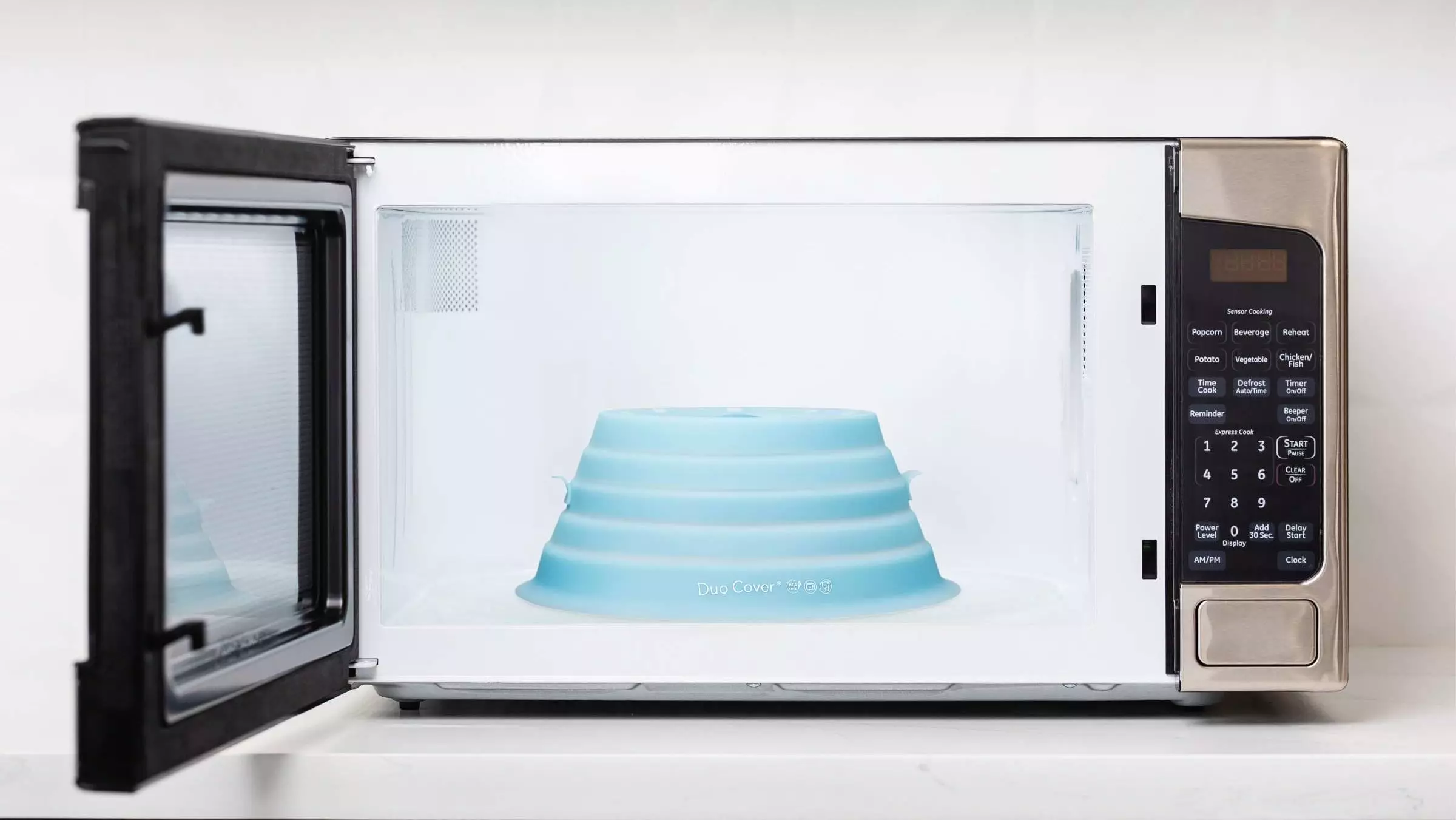 Fata Microwaving kurwego rukurikira hamwe na Coo Cover kuri Kickstarter