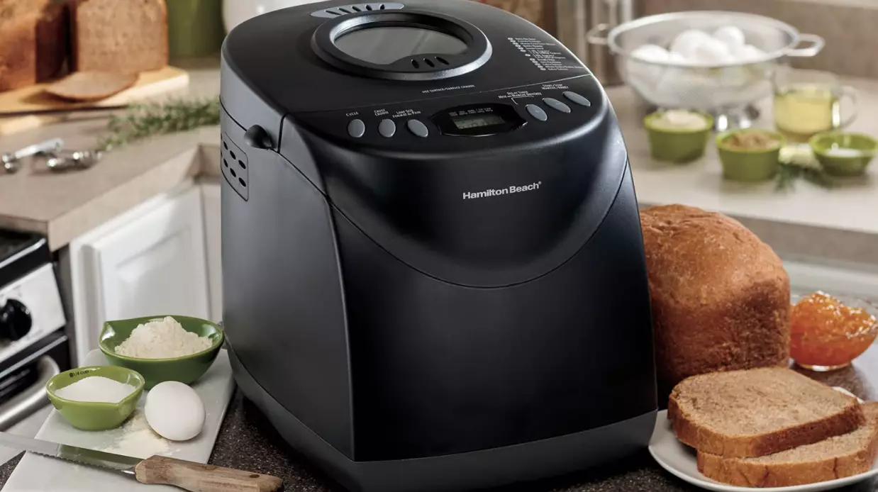 Hamilton Beach Bread Maker janarizaleentzako opari ezin hobea da