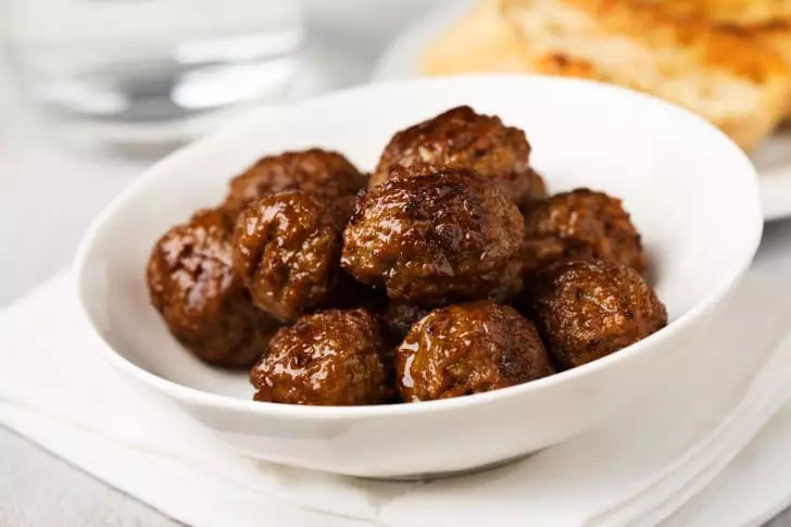 Msuzi wa meatballs