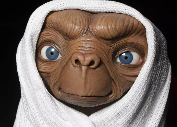 صورة شمعية لكائن أجنبي من فيلم E.T. الأرضية اضافية.'