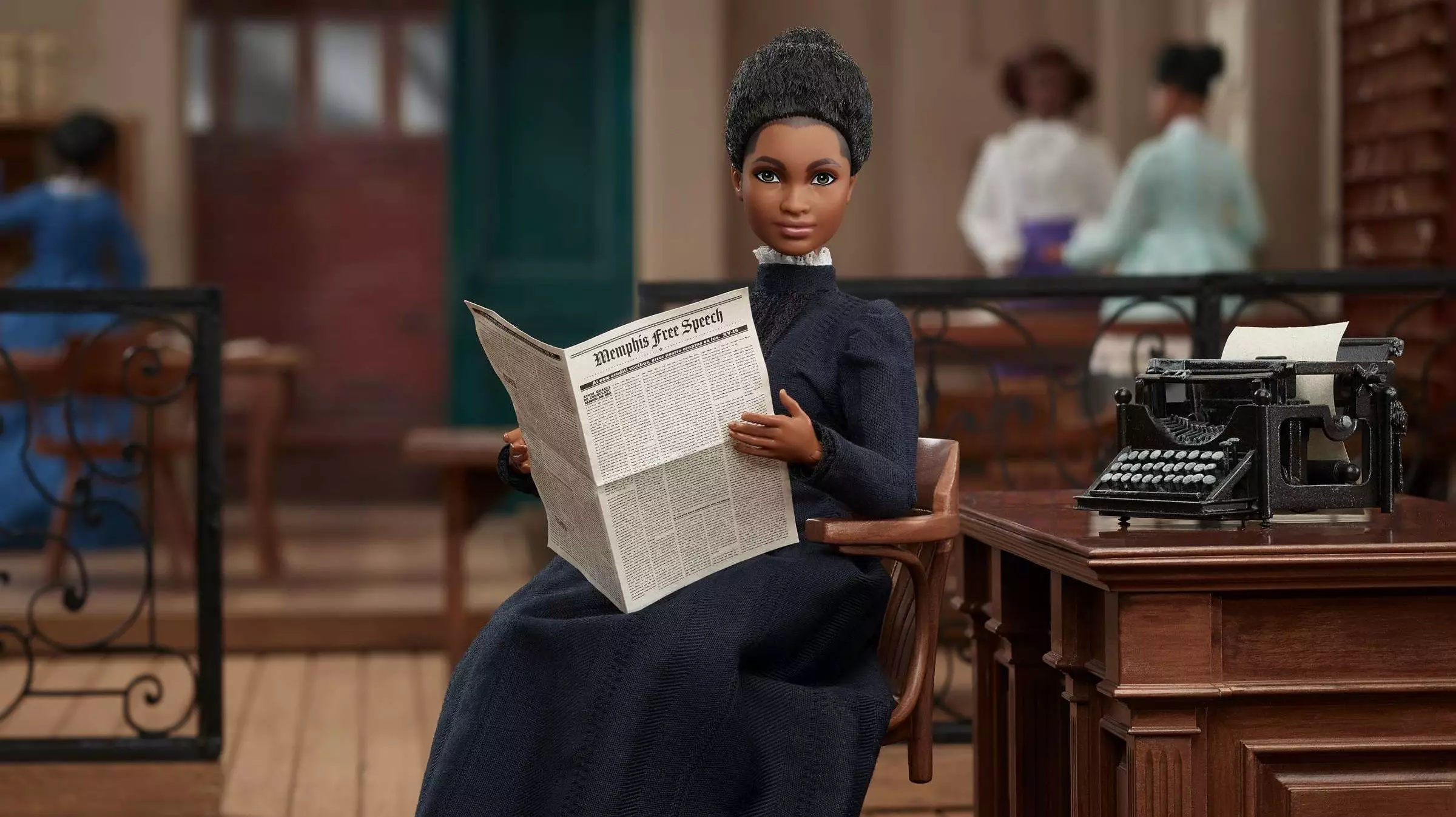 Is í Ida B. Wells an Doll Barbie ‘Inspiring Women’ is déanaí ag Mattel