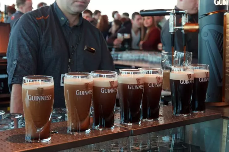 Sláinte! 15 Fakta Tentang Guinness Beer 2291_1