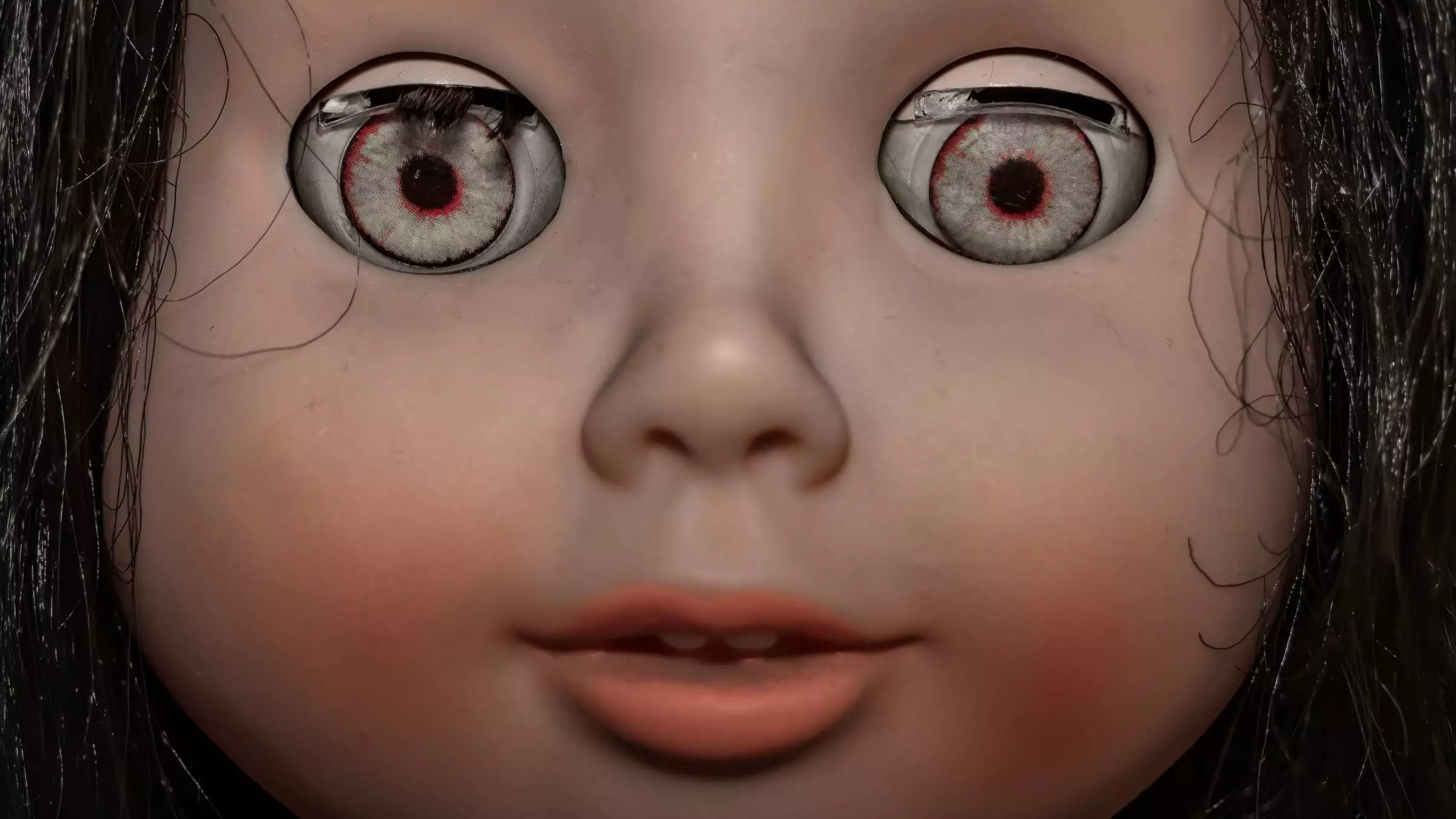 Ang Paglabas ng Haunted Doll Market