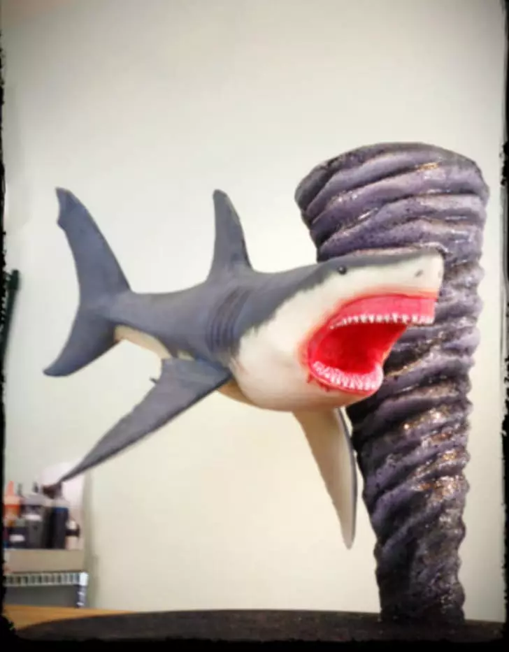 ບົດສະຫຼຸບຂອງສິລະປະ Sharknado Tribute 24734_1