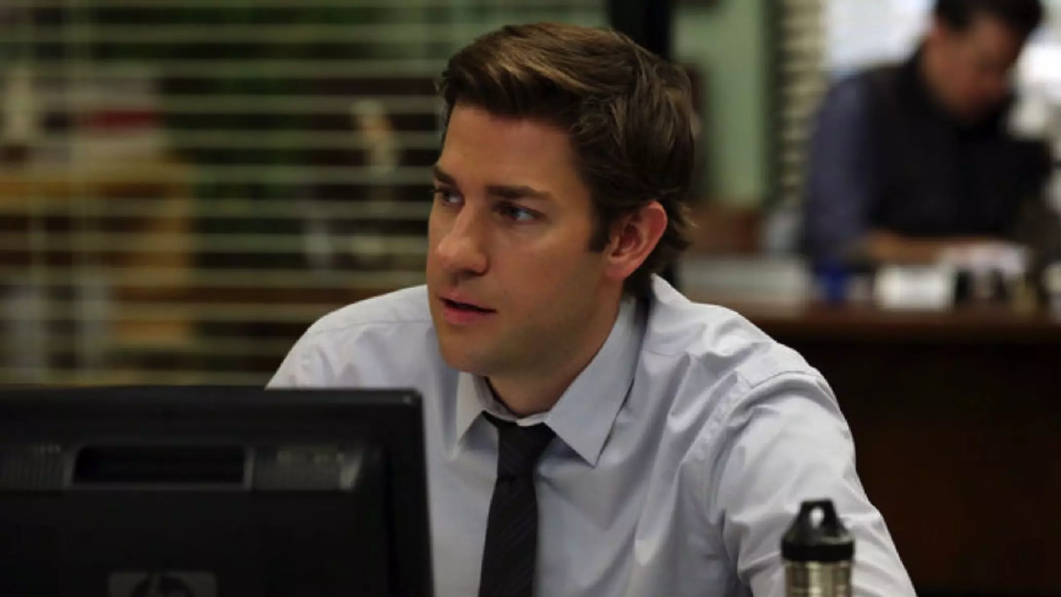 John Krasinski's 8 Qhov Zoo Tshaj Plaws ntawm Lub Chaw Haujlwm