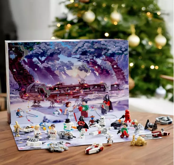 ဤ 311-Piece LEGO 'Star Wars' Advent Calendar 2020 ကို ခံစားလိုက်ပါ။ 2591_1