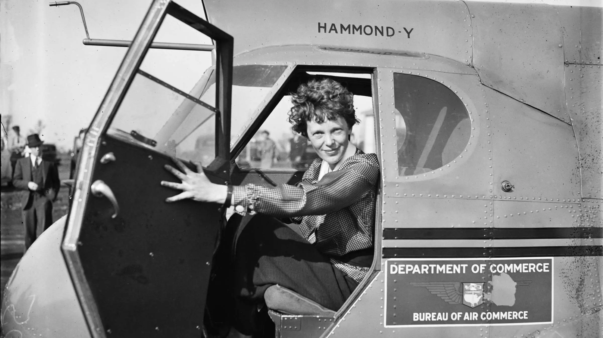 Amelia Earhart'ın Ortadan Kaybolmasıyla İlgili 5 Teori