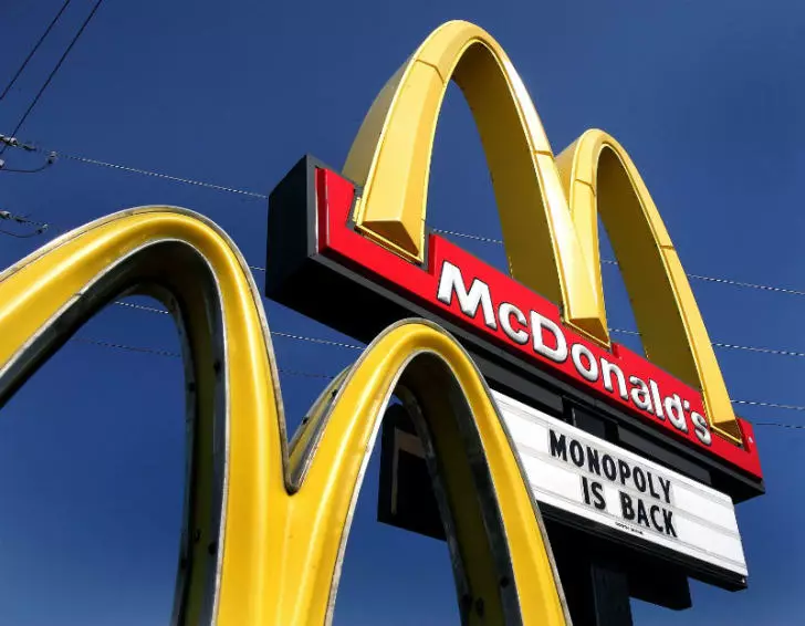 14-il Sigriet tal-Impjegati ta' McDonald's 2879_7