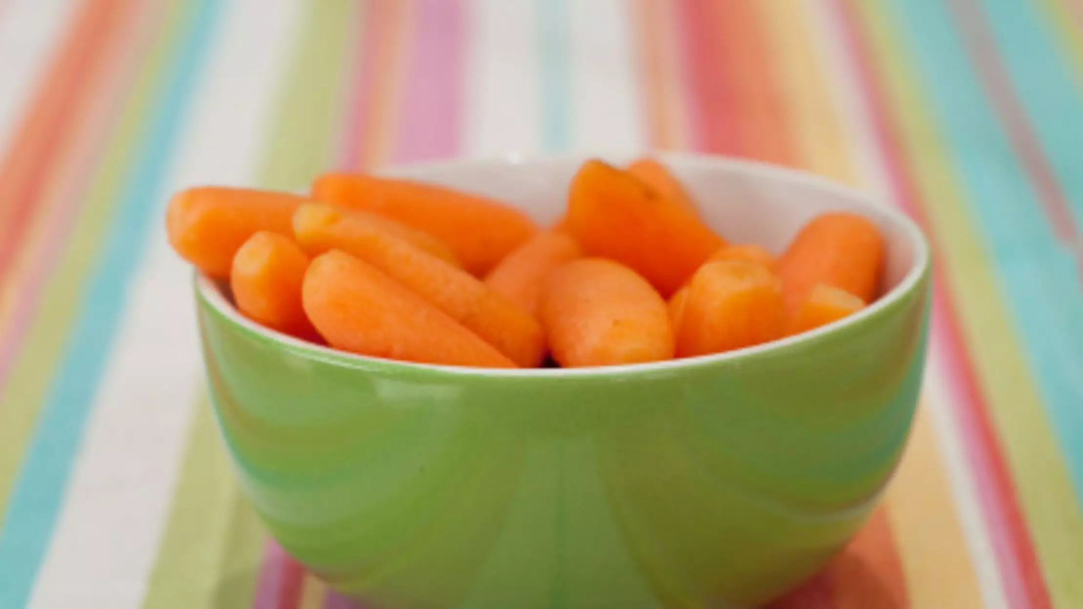 D'on provenen les pastanagues infantils?