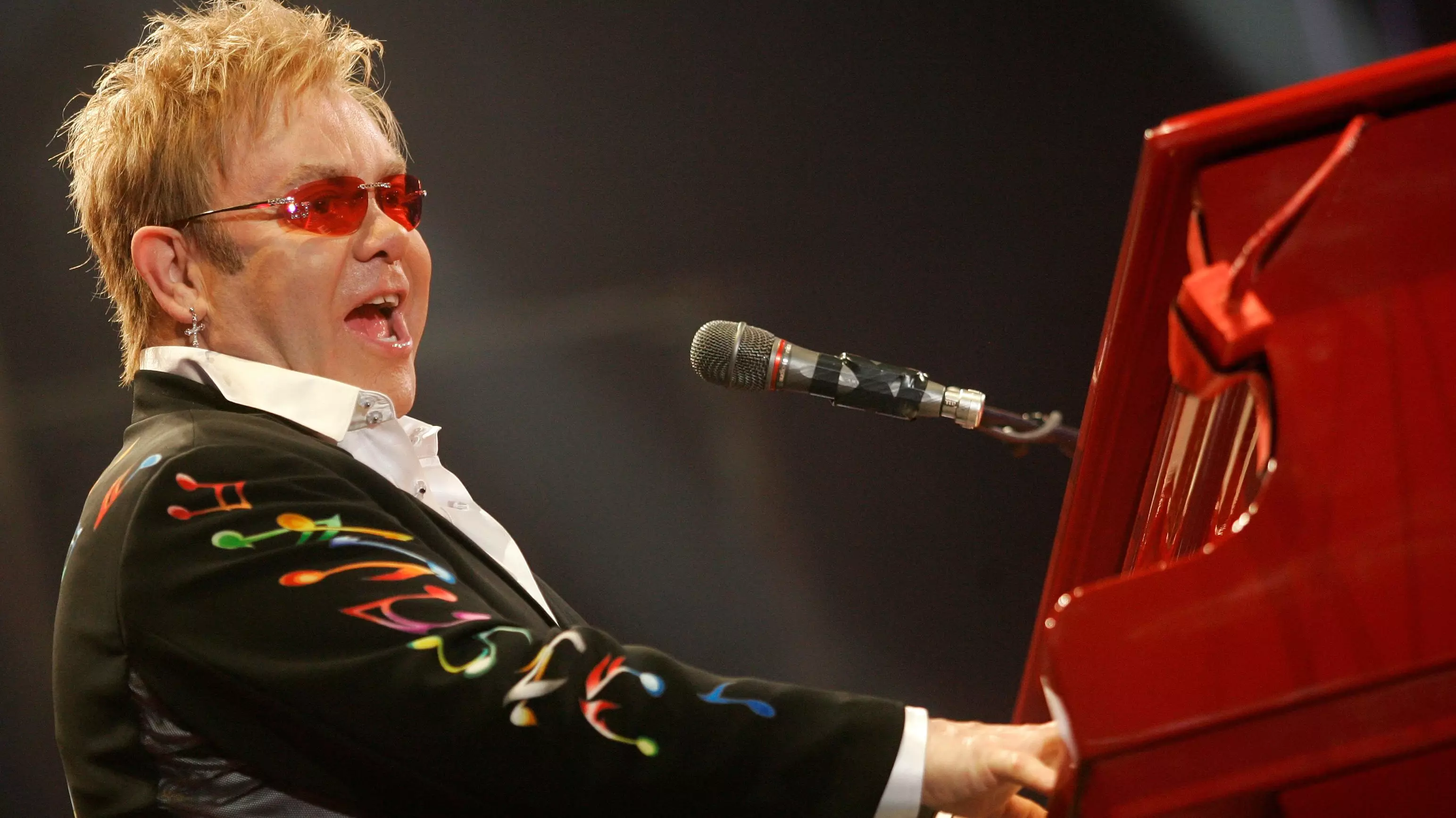 12 coisas que você pode não saber sobre Elton John