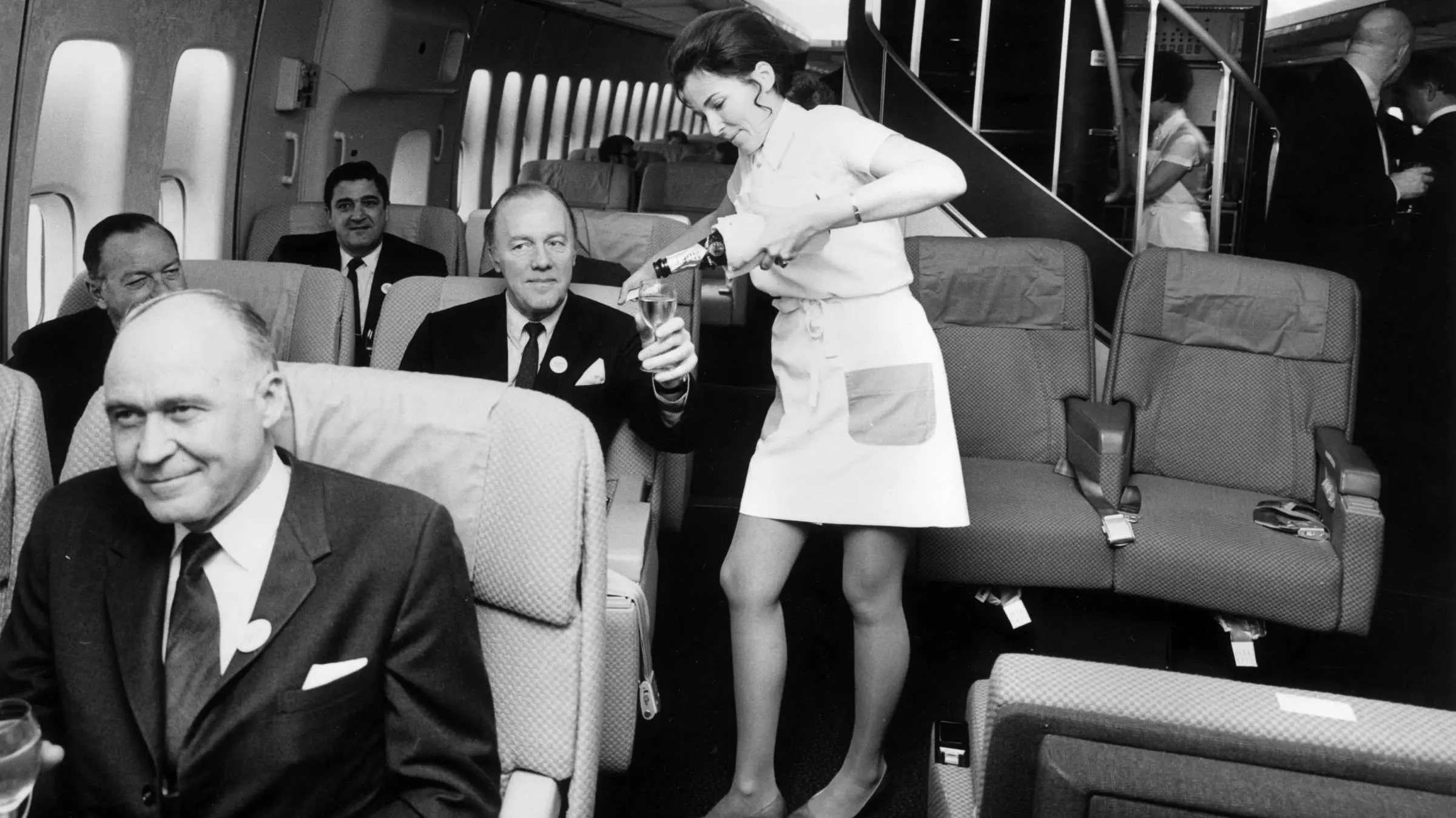 Vidiyo Pan Am na-egosi ihe ọ dị ka ife efe na '50s