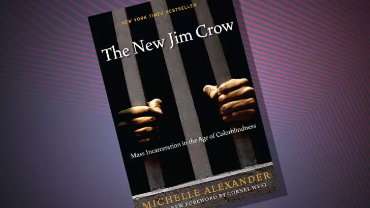 Sampul 'The New Jim Crow' dening Michelle Alexander