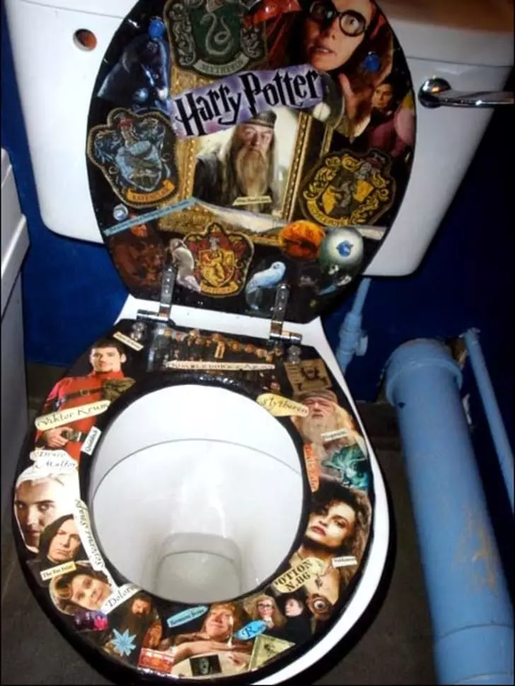 11 Nerdy Toilet Seats 4336_5