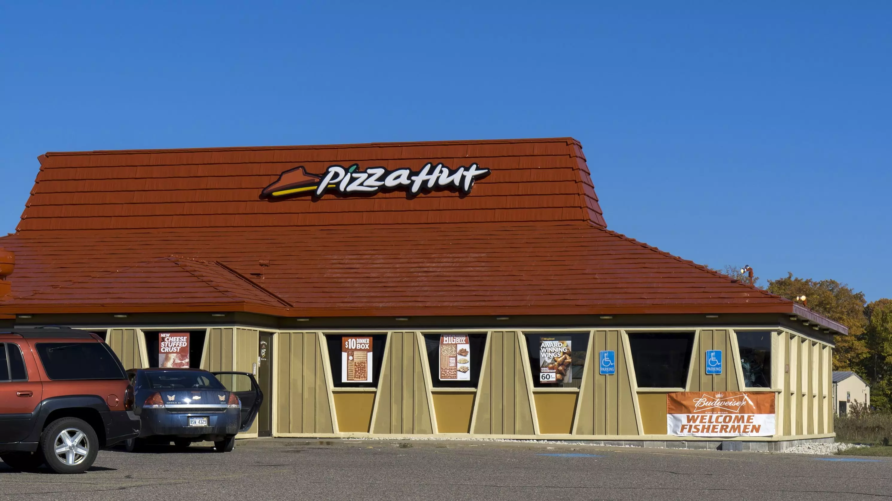 Pizza Hut жөнүндө 15 даамдуу фактылар