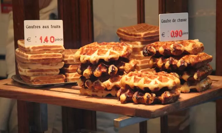 Kuva Wafel Wafers kugeza mugitondo cya Bubiligi: Amateka Mugufi ya Waffles 5685_2