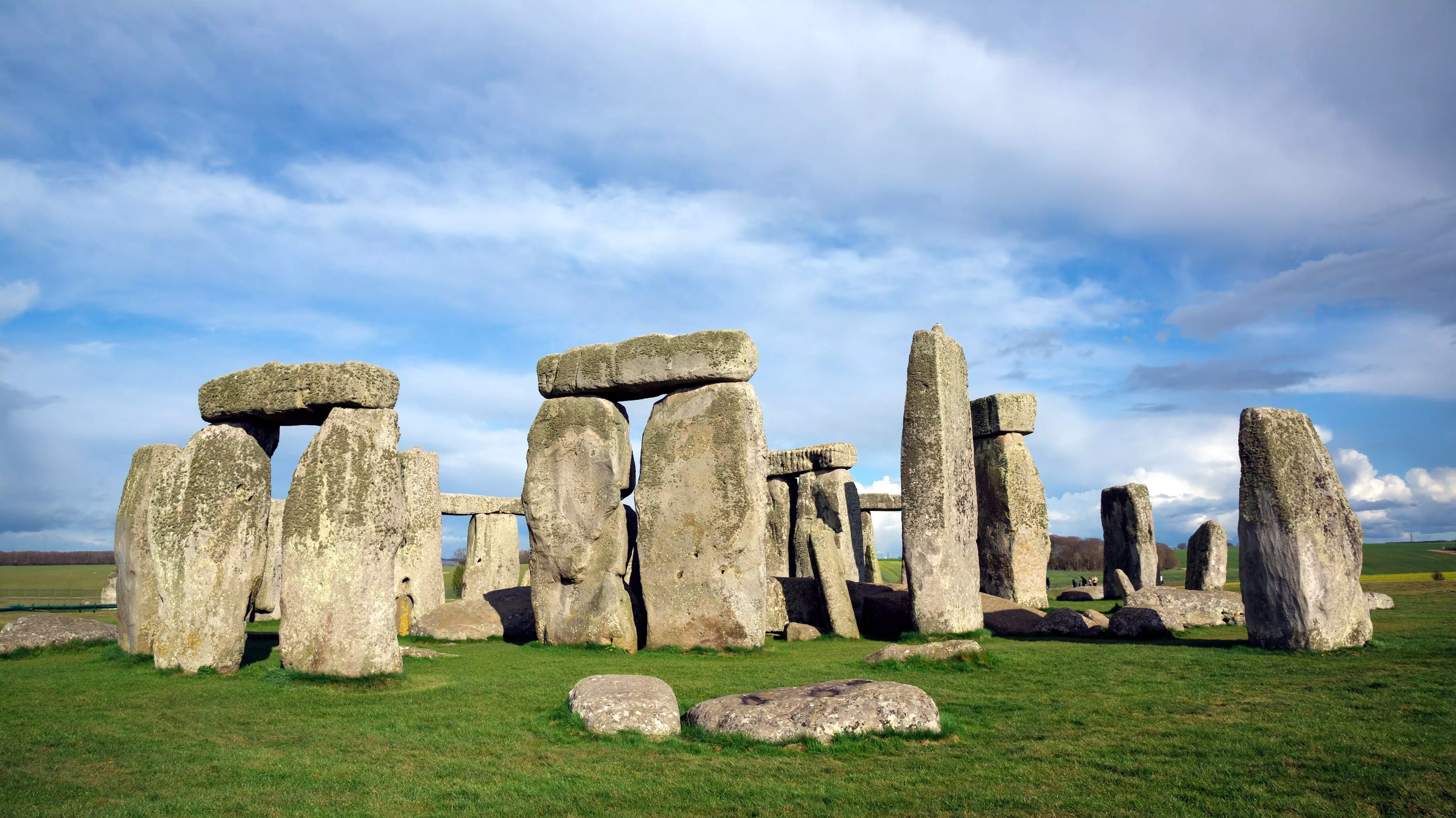 Gli scienziati risolvono un antico mistero di Stonehenge: da dove provengono le enormi rocce