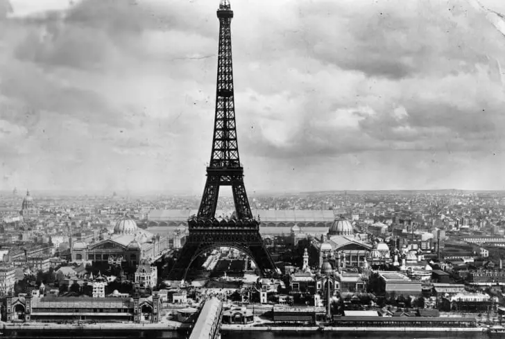 15 monumentale feiten over de Eiffeltoren 775_3