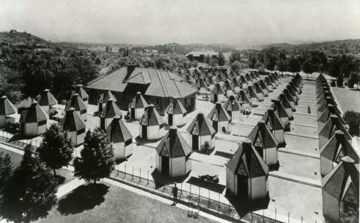 Cabanele pentru tuberculoză din Colorado Springs 8465_2