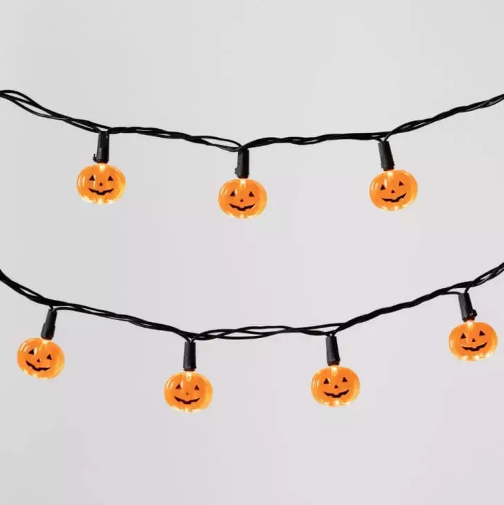 32 impresionantes decoraciones y accesorios de Halloween que puedes conseguir en Target 9599_7